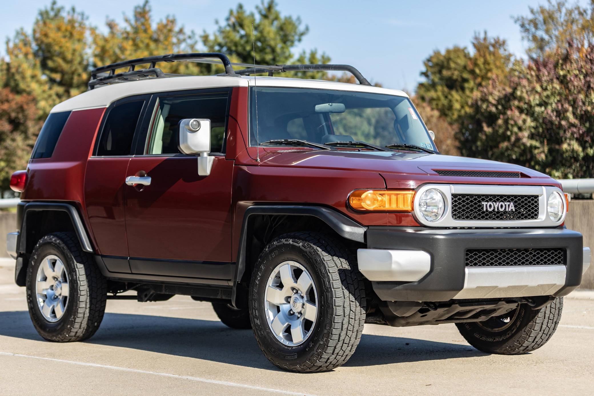 Burgundy fj cruiser | Soule.lgbt