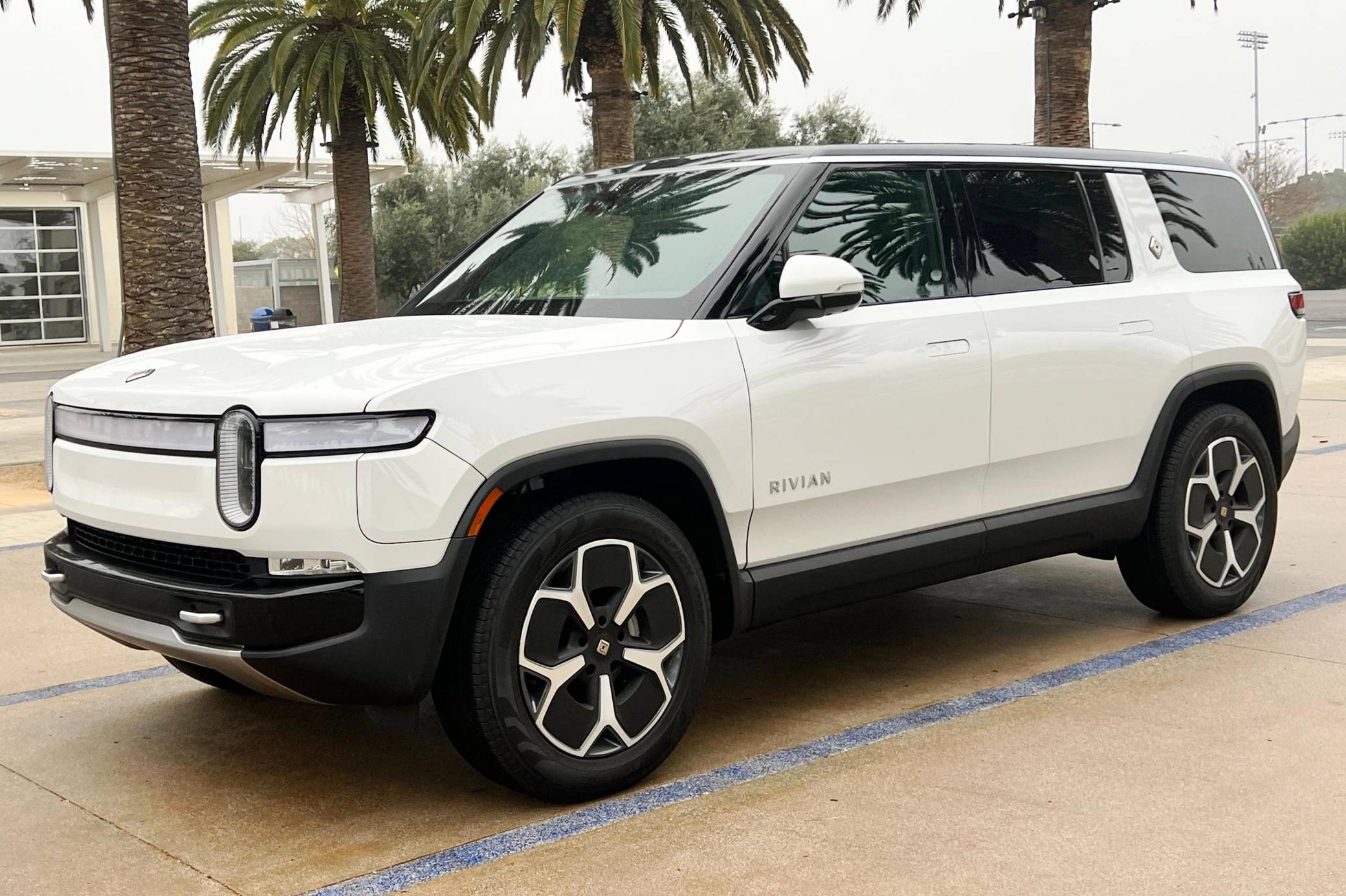 2024 Rivian R1S Adventure Edition for Sale - Cars & Bids