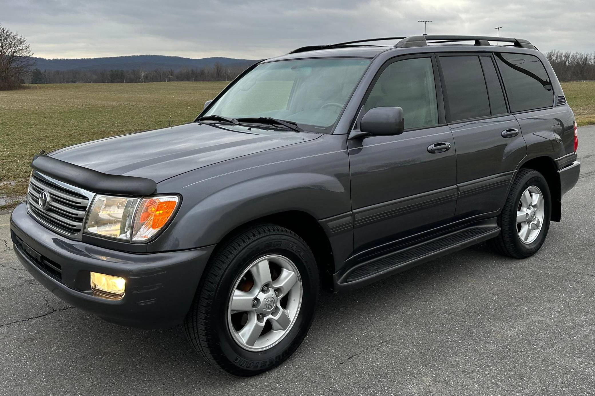2004 Toyota Land Cruiser for Sale - Cars & Bids