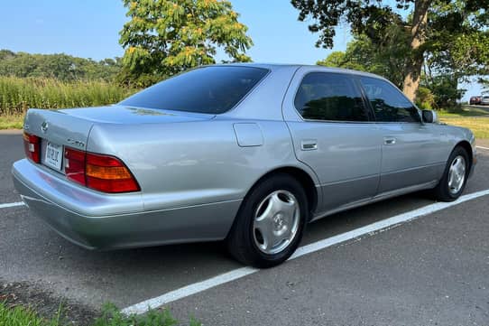 2000 Lexus LS400 for Sale - Cars & Bids