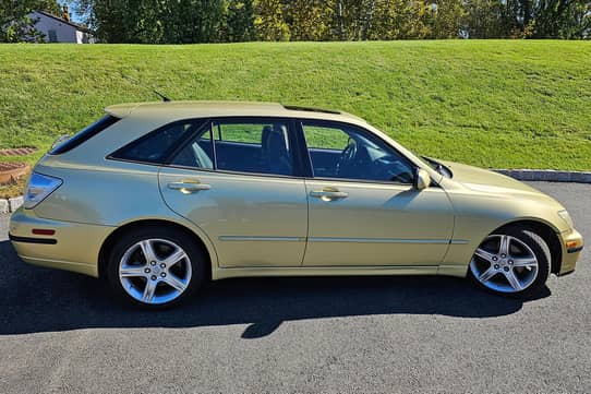 2002 Lexus IS 300 SportCross for Sale - Cars & Bids