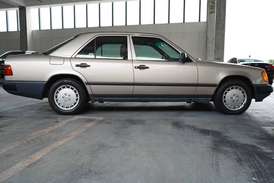 1989 Mercedes-Benz 300E Sedan for Sale - Cars & Bids
