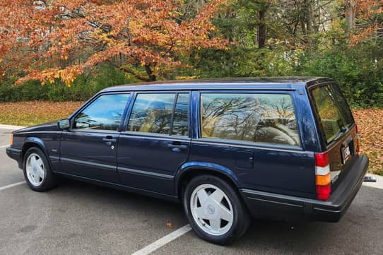 1994 Volvo 940 Wagon for Sale - Cars & Bids