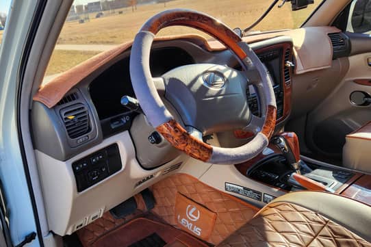 2002 Lexus LX 470 for Sale - Cars & Bids