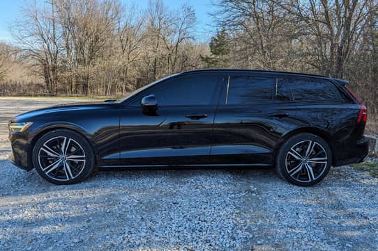 2020 Volvo V60 T5 R-Design for Sale - Cars & Bids