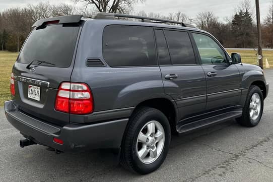 2004 Toyota Land Cruiser for Sale - Cars & Bids